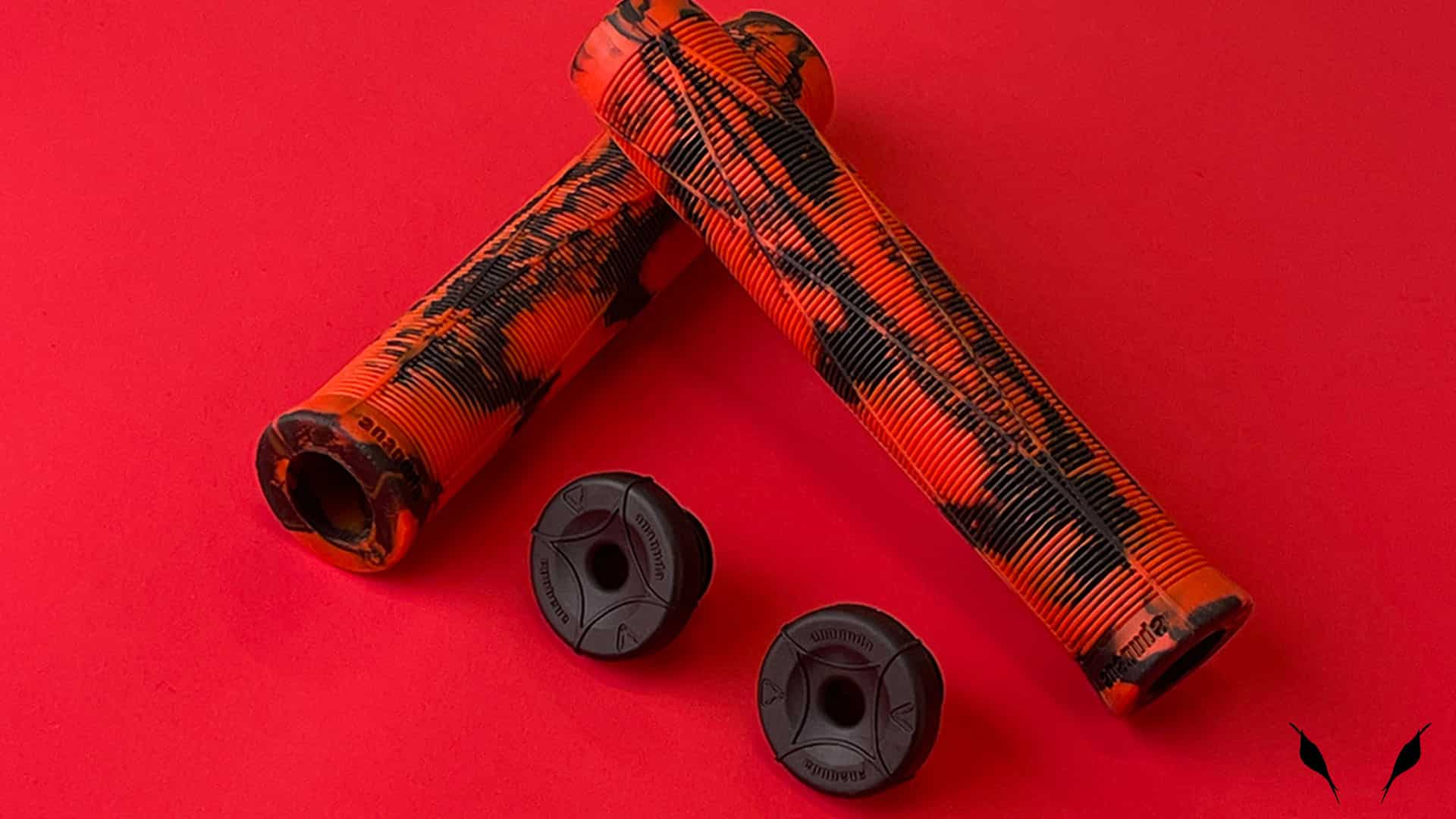 New - anaquda Swirl Grips in 3 different colours